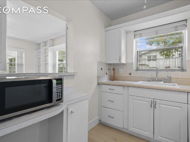 142 Kent I, West Palm Beach, FL