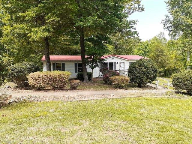 142 Hope Ln, Mocksville, NC 27028