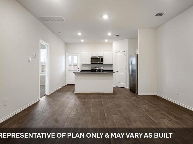 142 Harrison Crossing # B