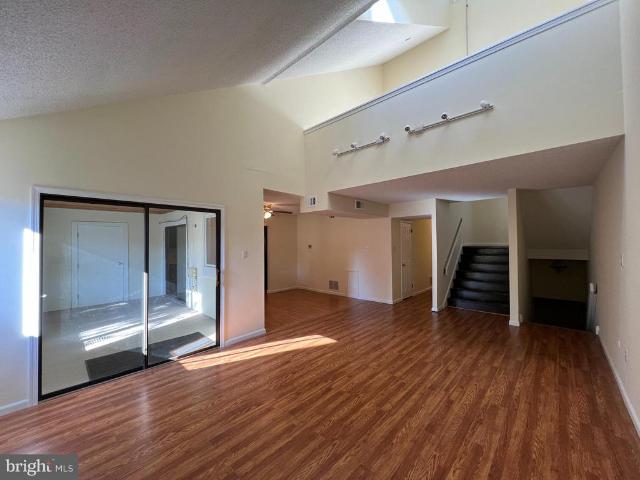 142 Harvest Lane # 214