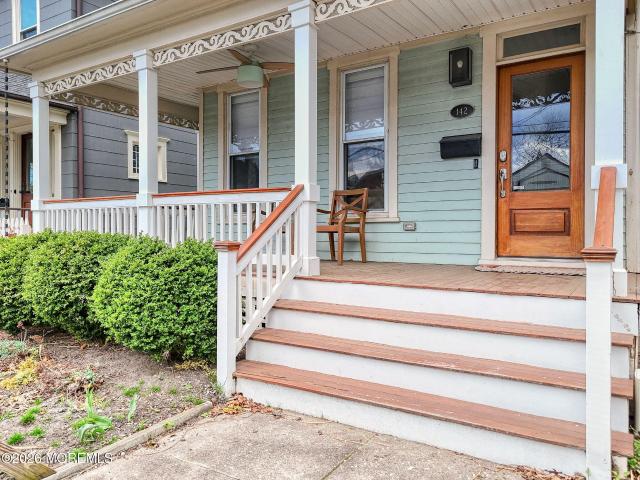 142 Heck Avenue