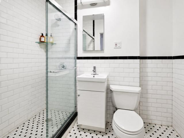 142 HICKS Street 2D