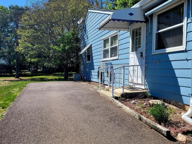 142 Hudson Parkway Unit A