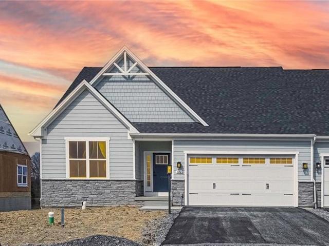 142 Olga Ave, Coraopolis, PA 15108