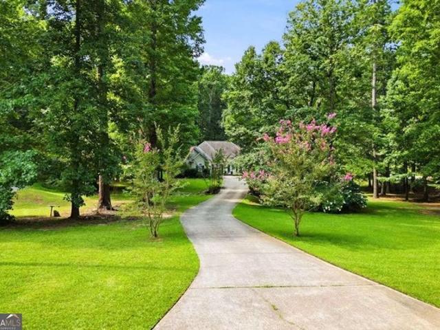 142 Laurel Creek Ct, Carrollton, GA 30117
