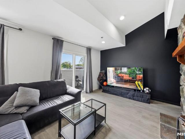 142 Main Avenue # 1C