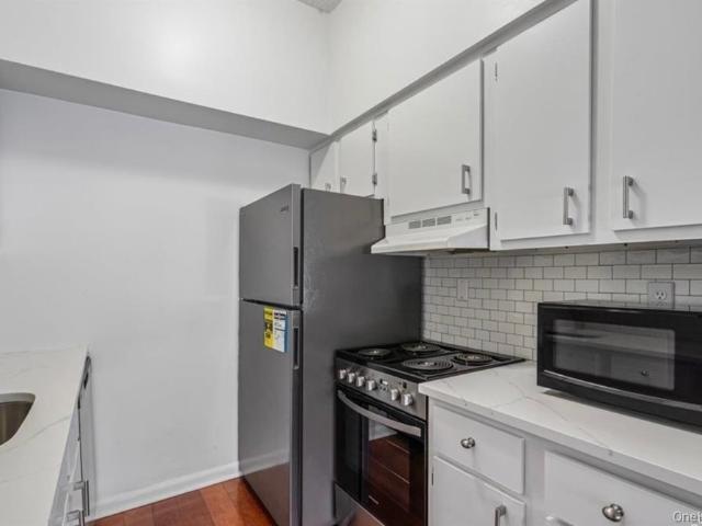 142 Main Street 1D