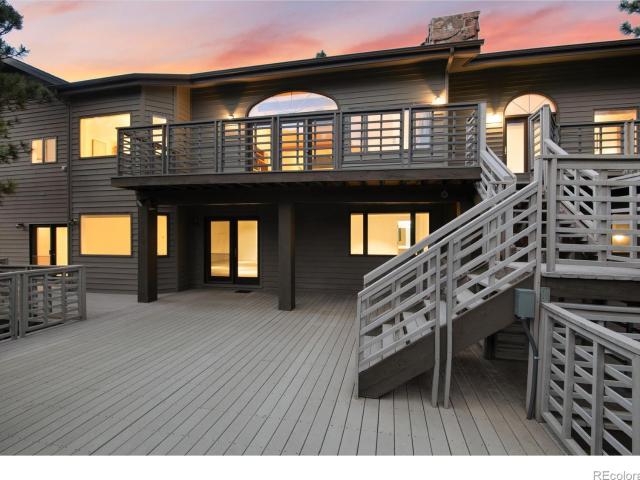 142 Meadowlook Way
