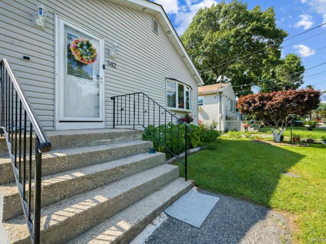 142 N 27th Street