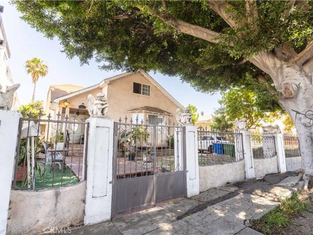 142 N Vendome Street