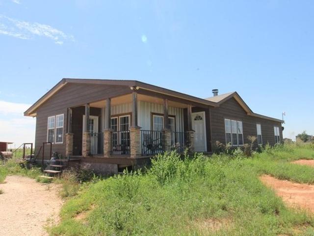 142 N FM 1429, Seminole, TX 79360