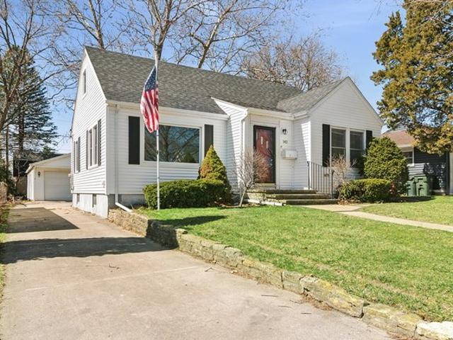 142 S Fremont St, Palatine, IL 60067