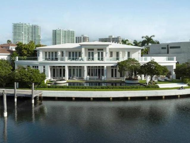 142 S Island Island, Golden Beach, FL 33160
