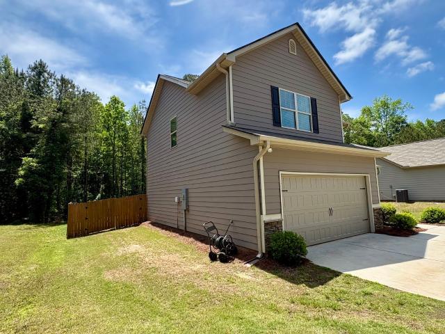 142 Sourwood Lane