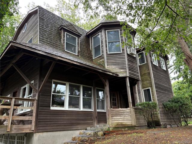 142 Shore Drive