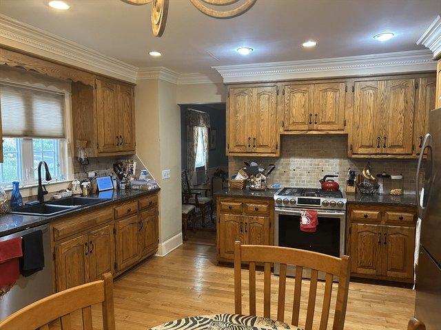 142 Springfield St, Springfield, MA 01107