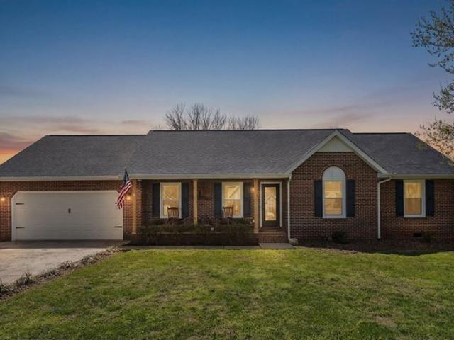 142 Summerset Pl, Estill Springs, TN 37330