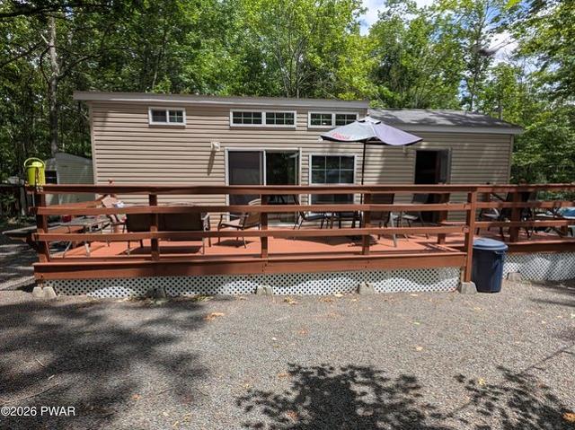 142 Paupack Dr, Shohola, PA 18458