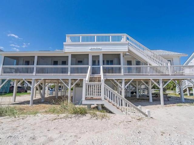 142 Palmetto Blvd, Edisto Island, SC 29438