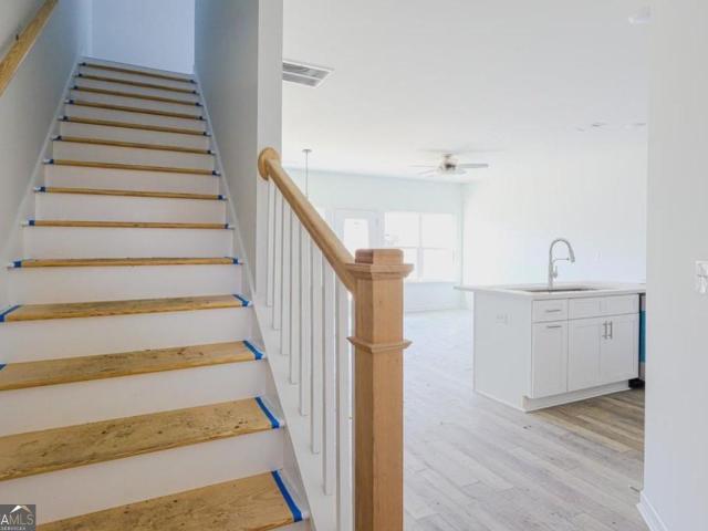 142 Pinto Lane SE