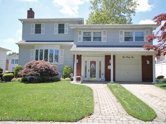 142 Providence St, Staten Island, NY 10304
