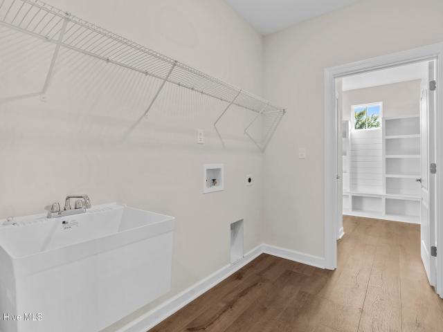 142 Quarter Horse Loop