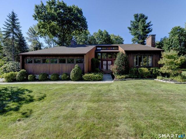 142 Red Oak Hl, Torrington, CT 06790