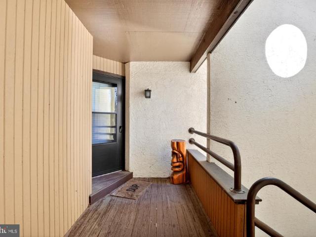 142 Reef Drive