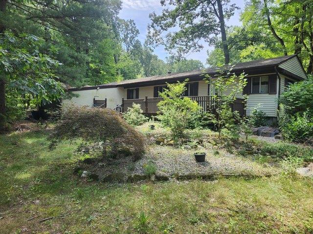 142 Ridgeview Dr, Prudenville, MI 48651