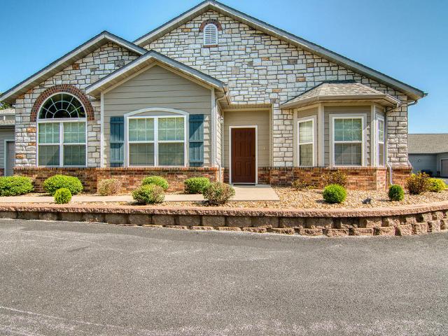 142 Rue De Villas Circle