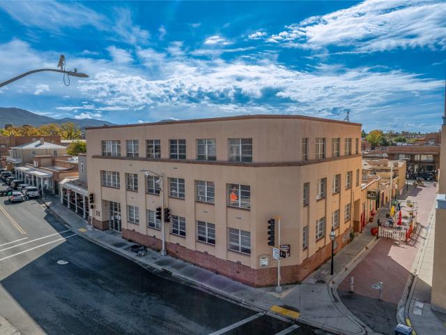 142 W Palace Avenue Second Floor