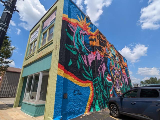 142 W Pearl Street