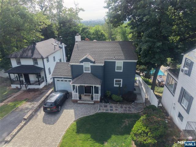 142 Walker Road