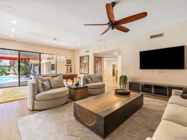 142 Yale Dr