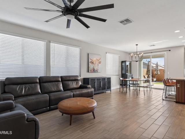 14341 w smoketree drive