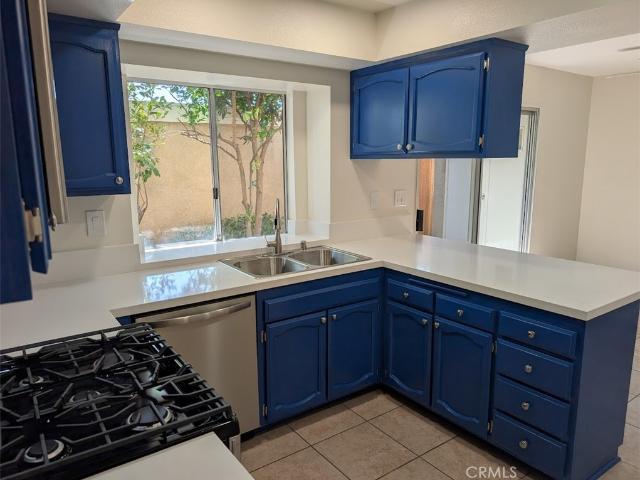 14344 Foothill 1004