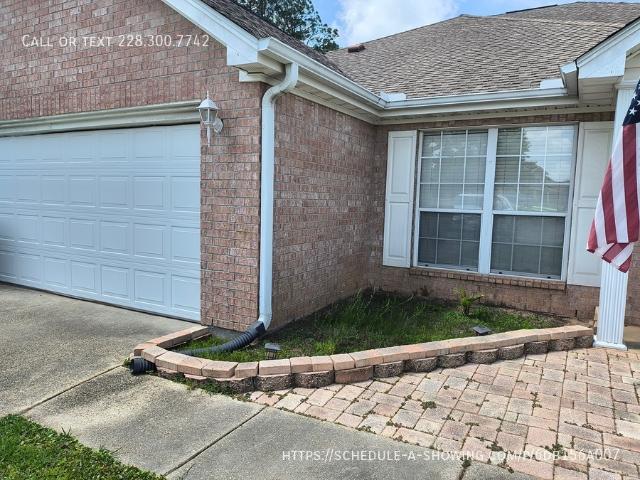 14348 Atwood Cv, 3 beds, 2 full baths