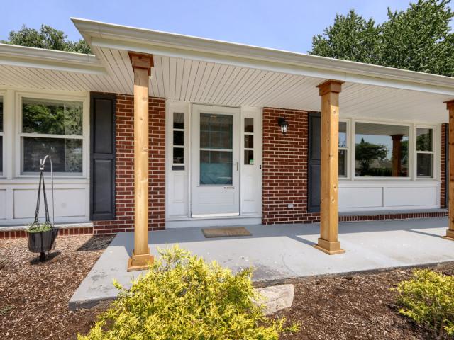 1434 Maple Lane