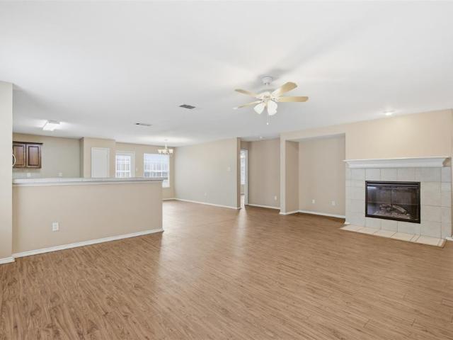 1434 Mission Hills Lane