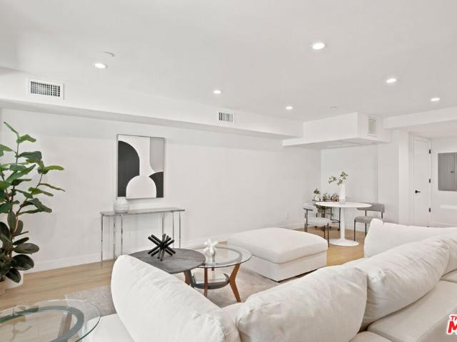 1434 N Poinsettia Place 102