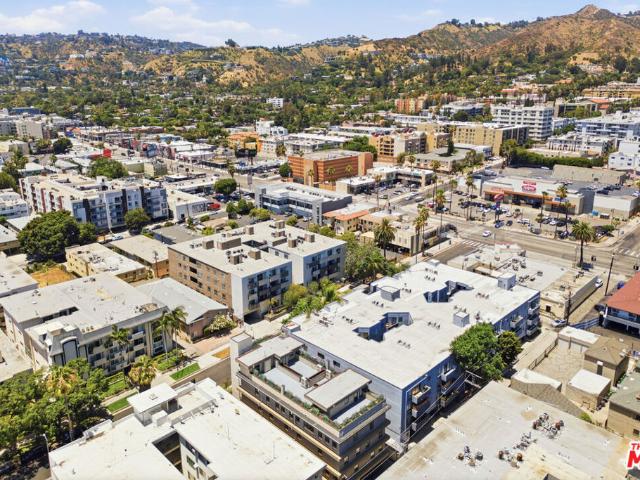 1434 N Poinsettia Place 103