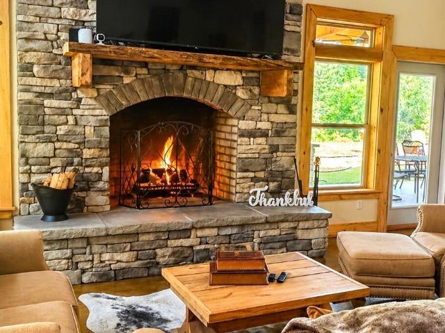 1434 County Road 864