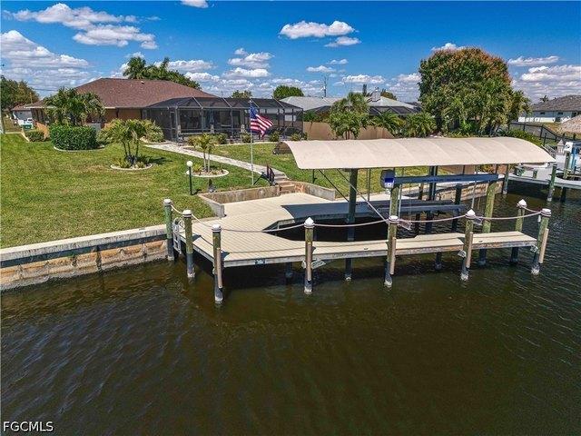 1434 SE 20th St, Cape Coral, FL 33990