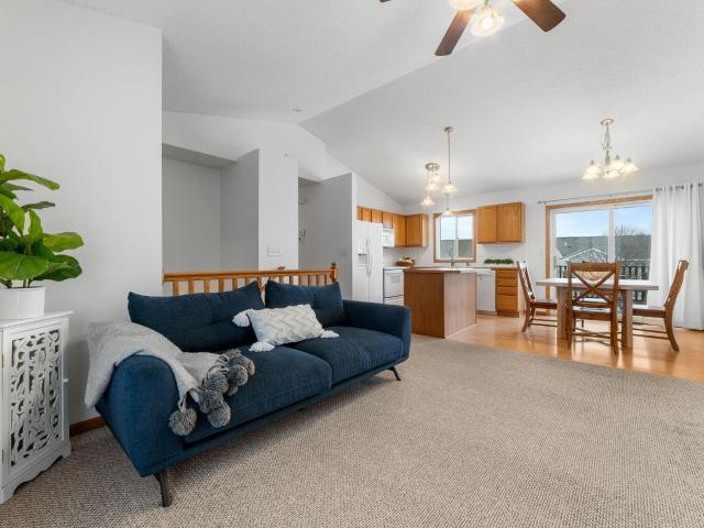 1434 Sparrow Road