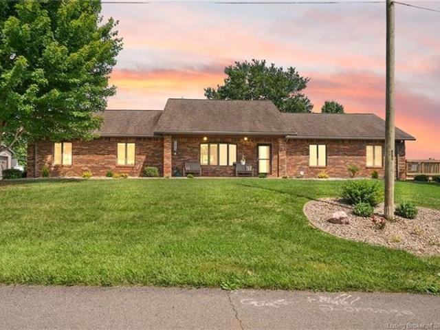 14350 Huff St NE, Palmyra, IN 47164