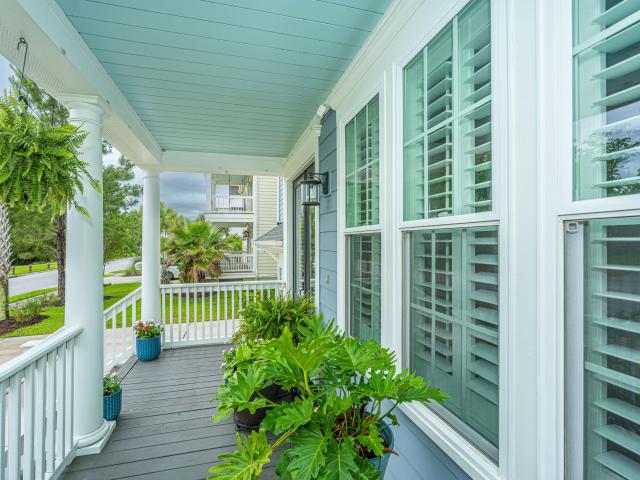 1435 Masthead Drive