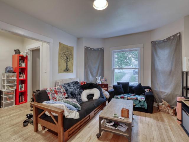 1435 N 48th St, Unit 1437