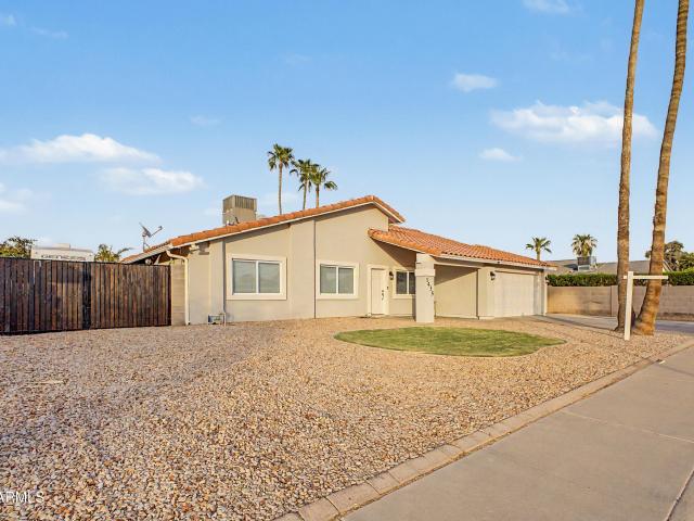 1435 n tamarisk drive