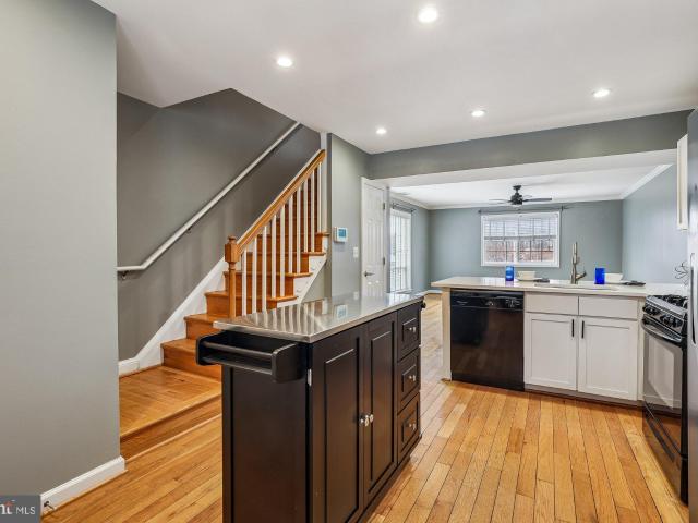 1435 N Van Dorn St, Alexandria, VA 22304 | MLS #VAAX2049 | Compass