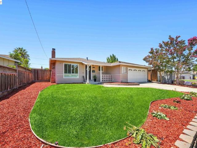 1435 Bouret Dr